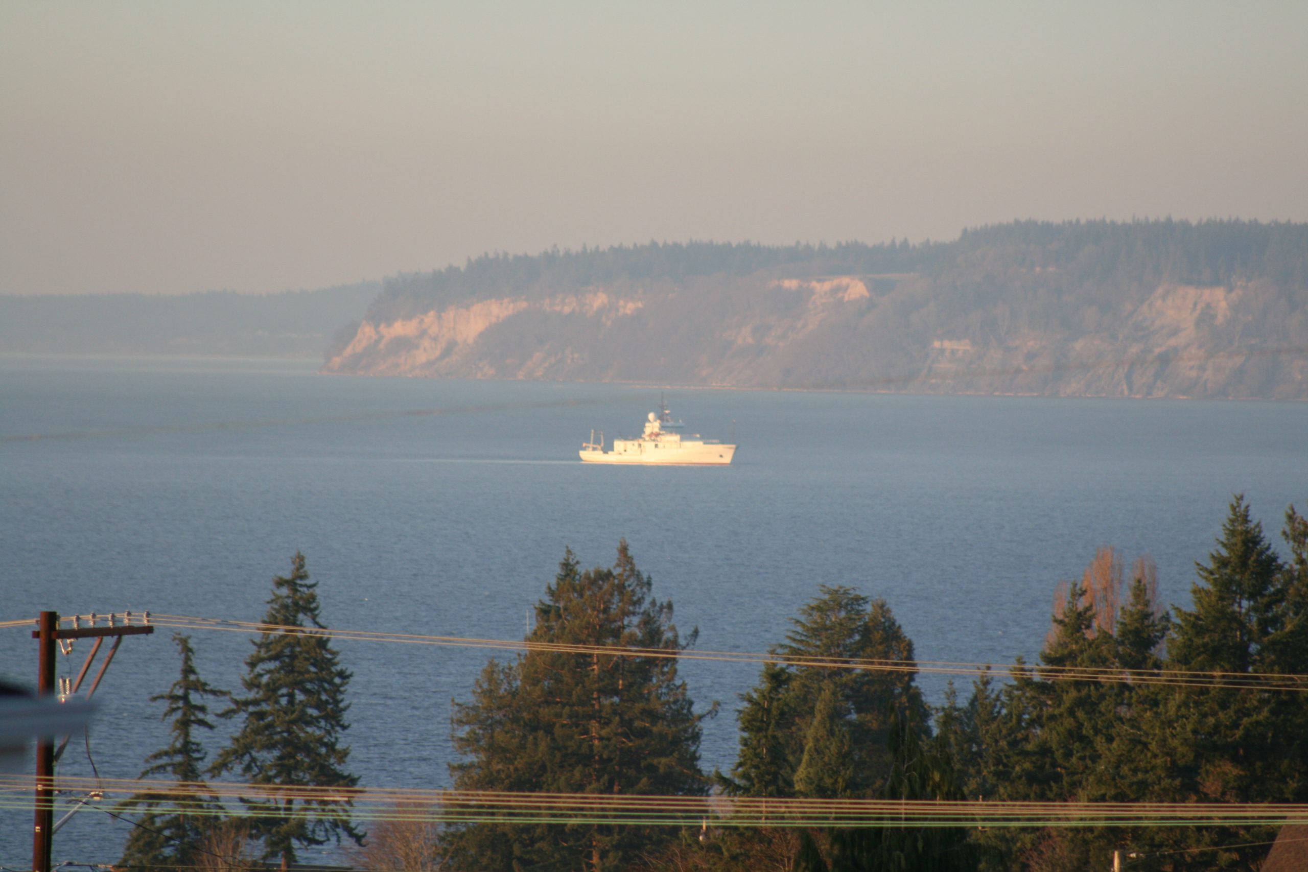 R/V Thomas G. Thompson pays a visit to Emerald Marine Products | Man ...